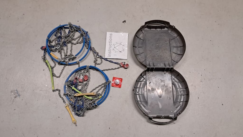 Original Renault Boutique Schneeketten-Occasion | Hess Automobile ...